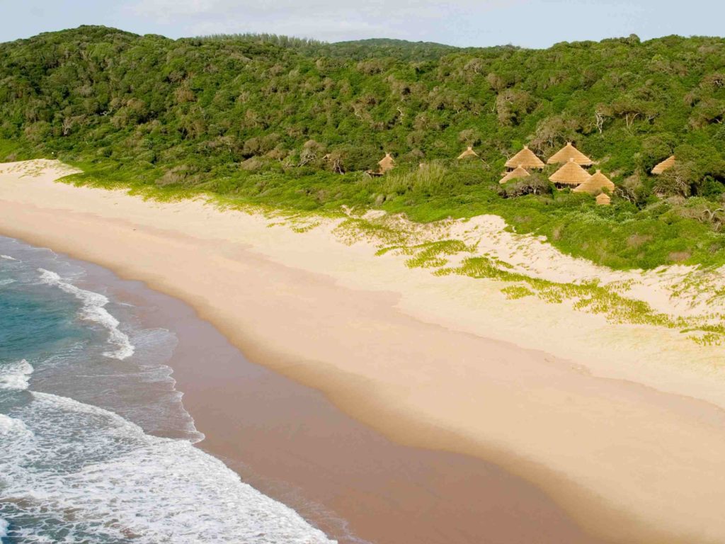 Thonga Beach, entre forêts, lacs et Océan... • POESY by Sophie